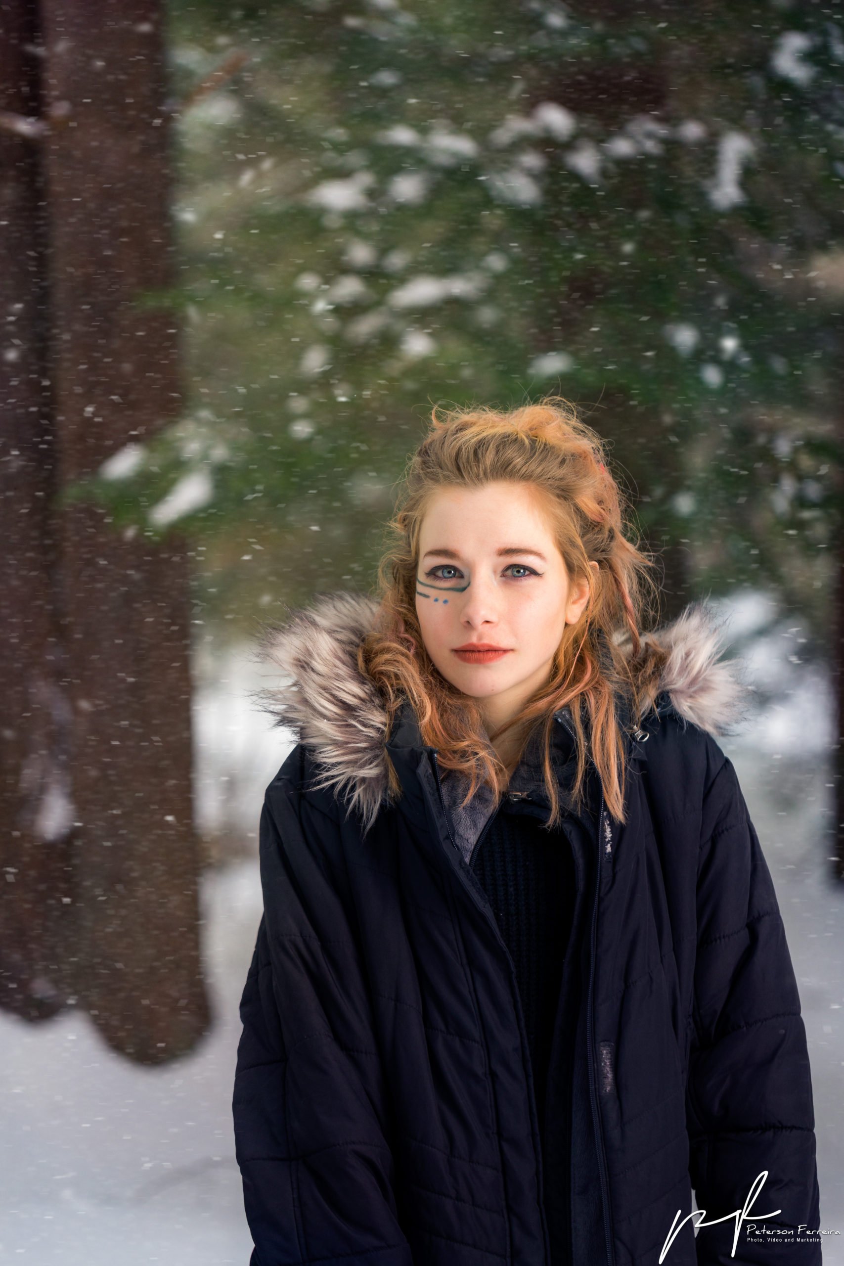 Sarah - Winter Photoshoot - Peterson Ferreira Photography